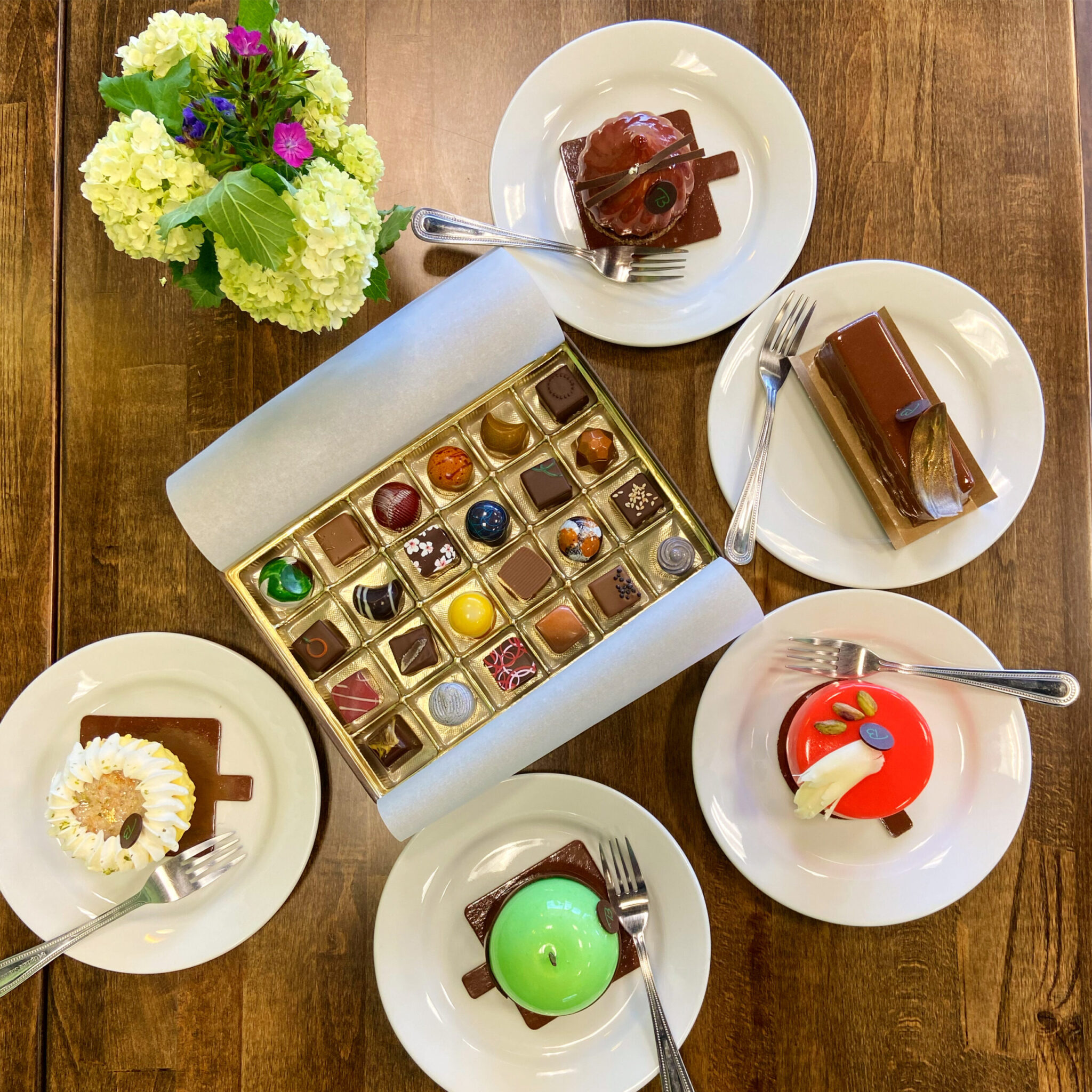 About & Contact - Bouchée Confections